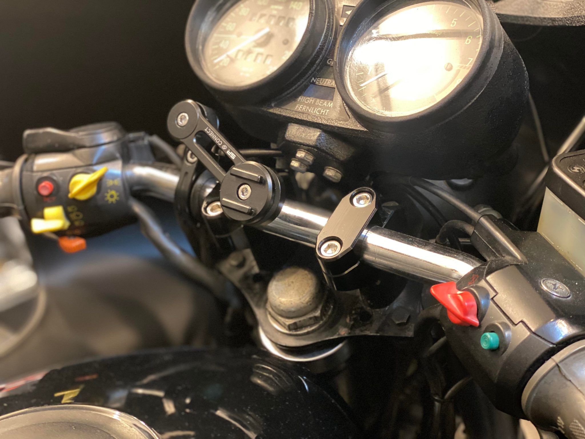 BMW R100RS ハンドルアップライザー＆プチカスタム | outLoud motorcycle BMW R100